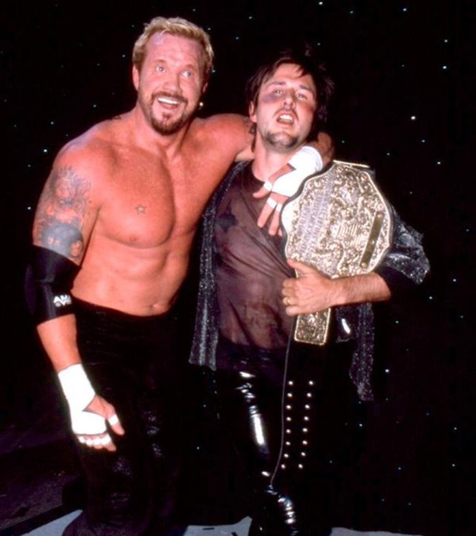 This Day in WCW History: David Arquette Wins the WCW World Heavyweight Championship [2000] - WCW ...