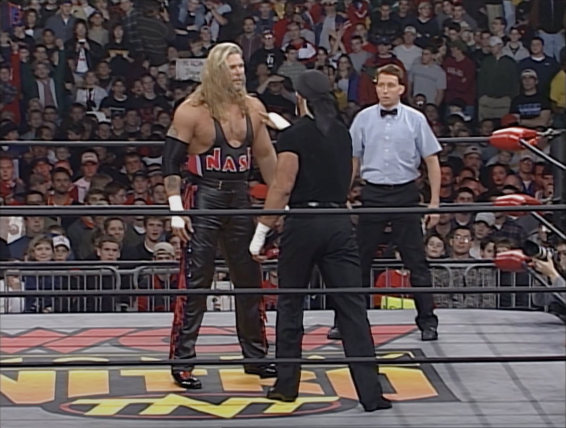 The Fingerpoke Of Doom: A Live Perspective - WCW Worldwide